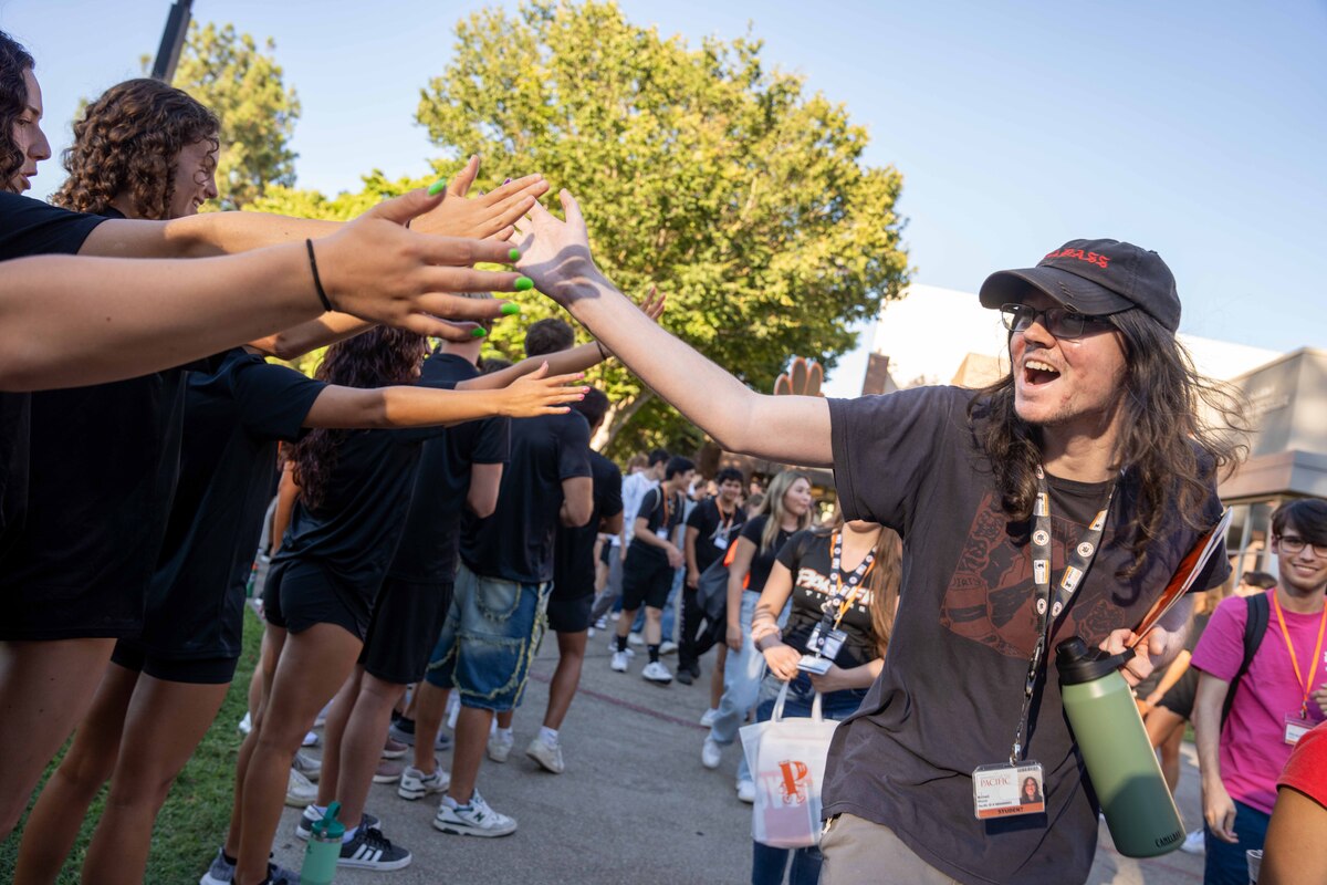 See the 2025 New Student | The Pacific Parent and Family Network